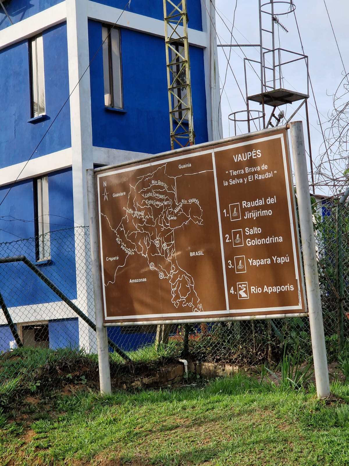 Celebración de los 33 años del Departamento del Vaupés: un homenaje a ...